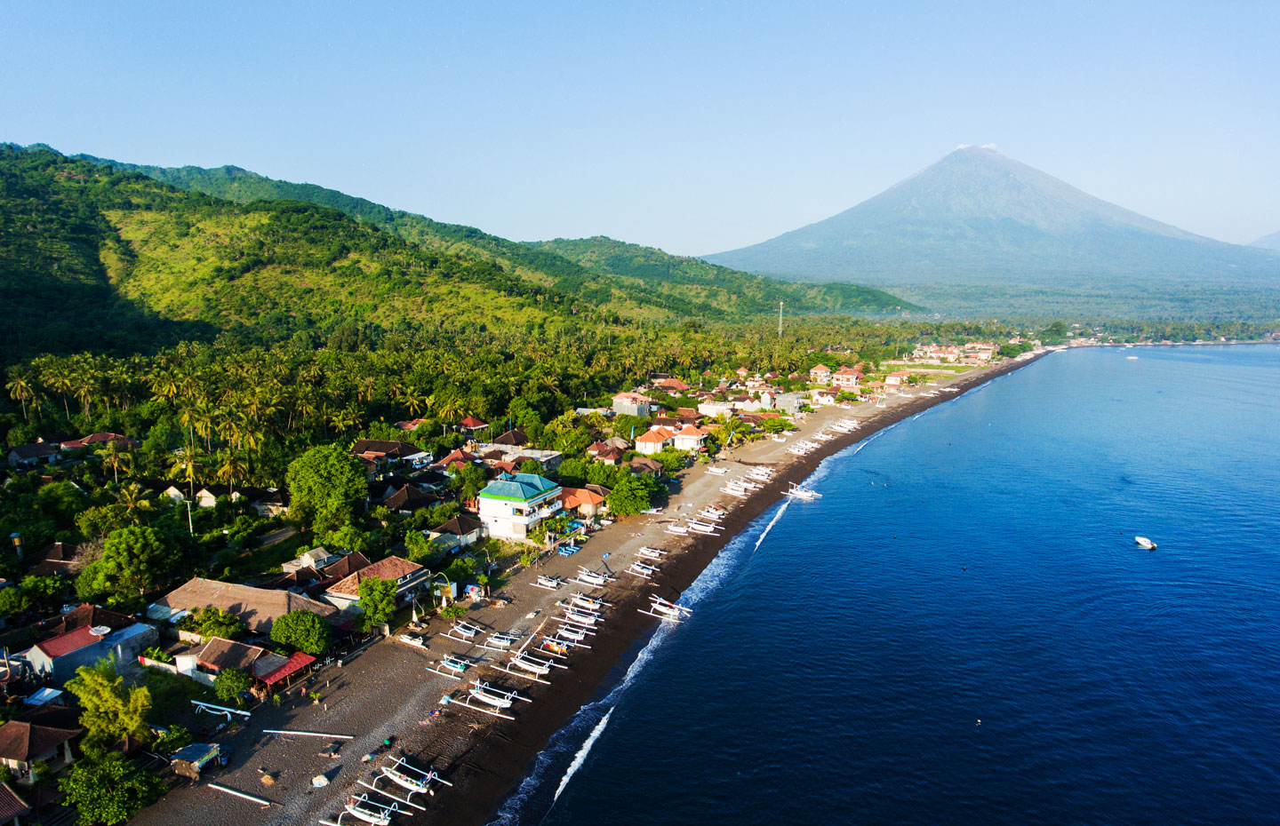 Snorkeling, Diving, & Amazing Dive Sites in Amed | Alpha World Diving